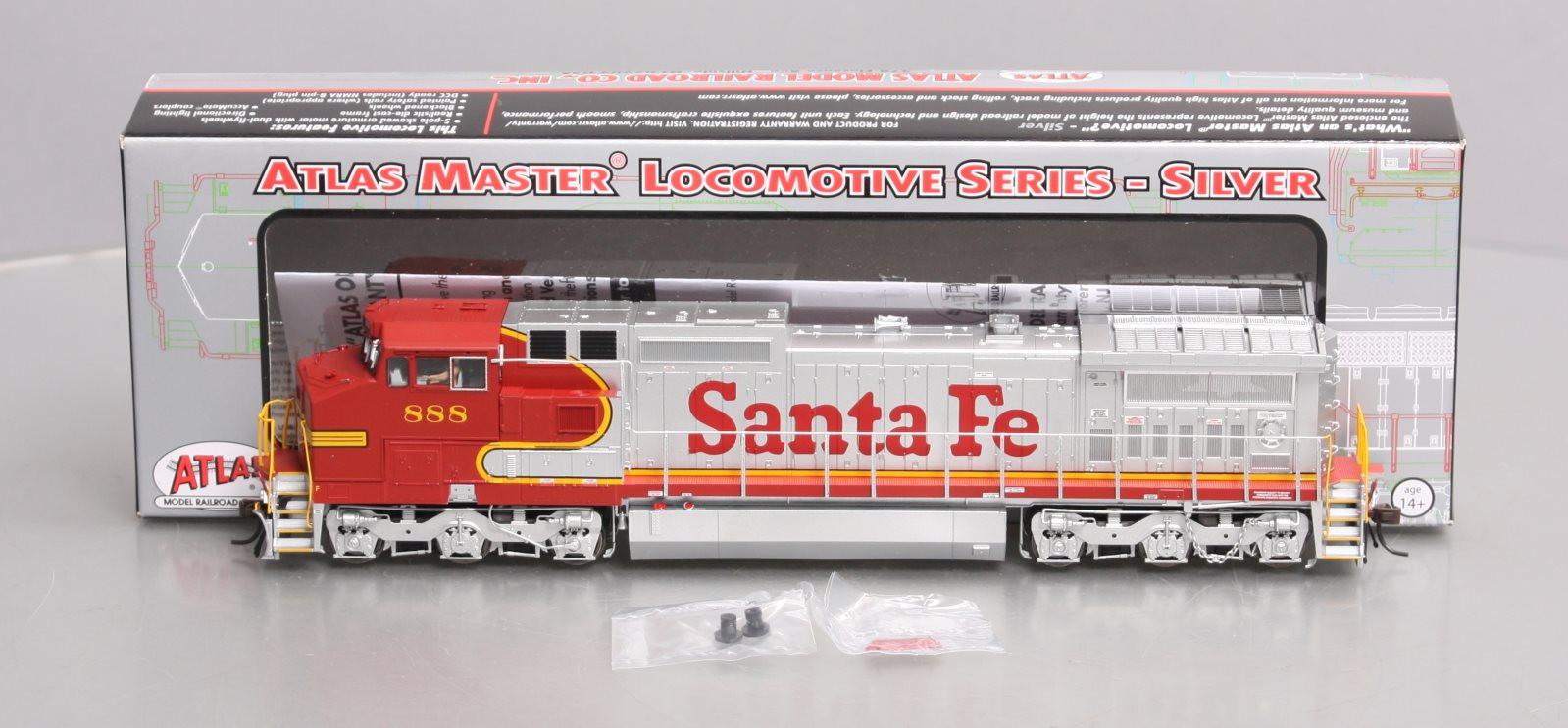 Atlas 10002280 HO Scale ATSF DASH 8-40CW Diesel Locomotive #888 – Trainz