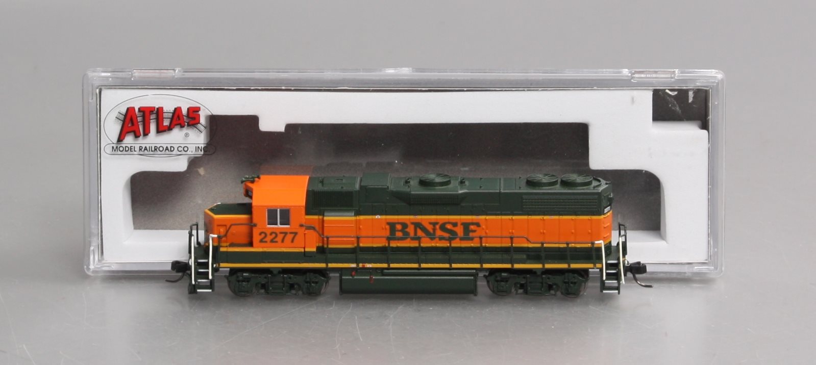 Atlas 40003590 N Scale BNSF GP38-2 Diesel Locomotive #2277 – Trainz