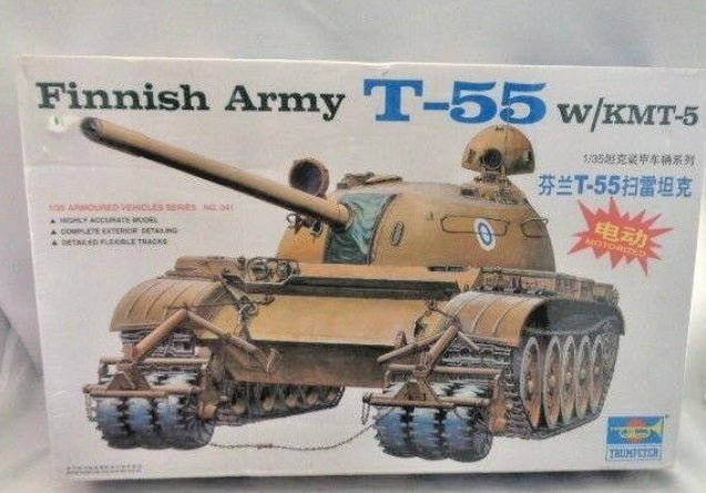 Trumpeter 00341 1:35 Finnish Army T-55 w/KMT-5 Military Tank Model Kit – Trainz