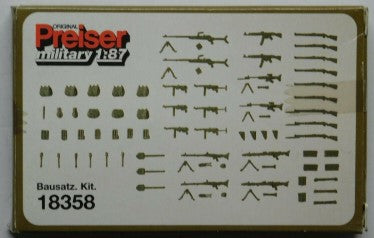 Preiser 18358 HO German WWII Military Weapon & Gear Plastic Model Kit – Trainz
