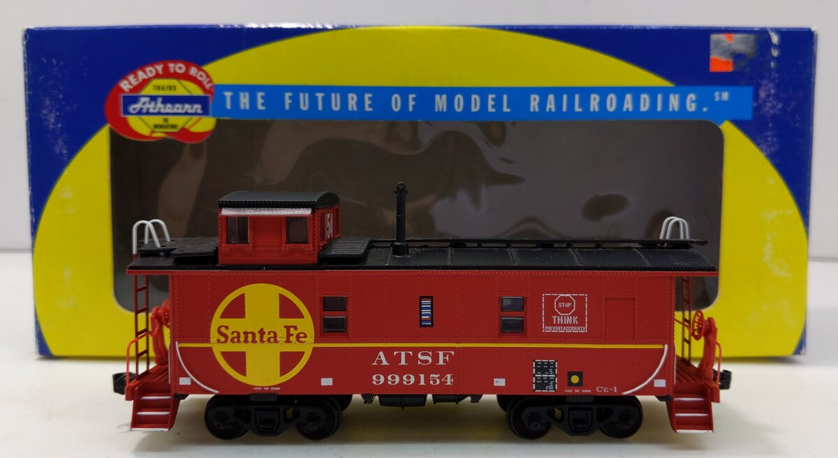 Athearn 7401 HO Scale Santa Fe ATSF Cupola Caboose #999154 – Trainz