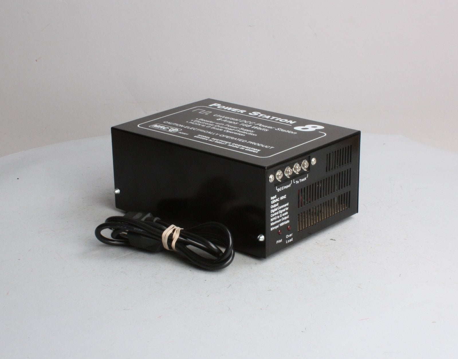 MRC AD501 DCC Power Station 8 (8 Amp booster) – Trainz