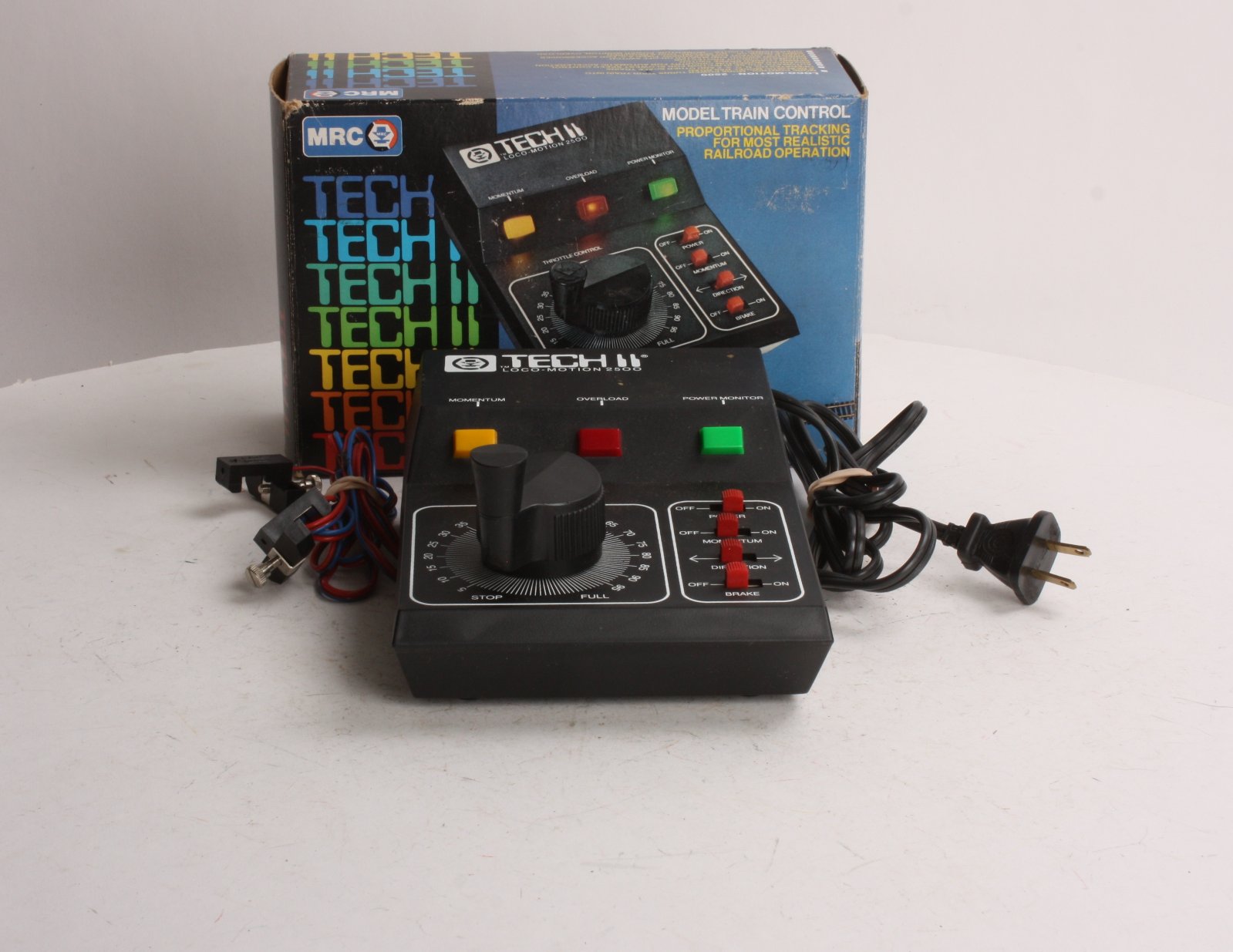 MRC 2500 HO Scale Loco-Motion Tech II Model Train Control – Trainz
