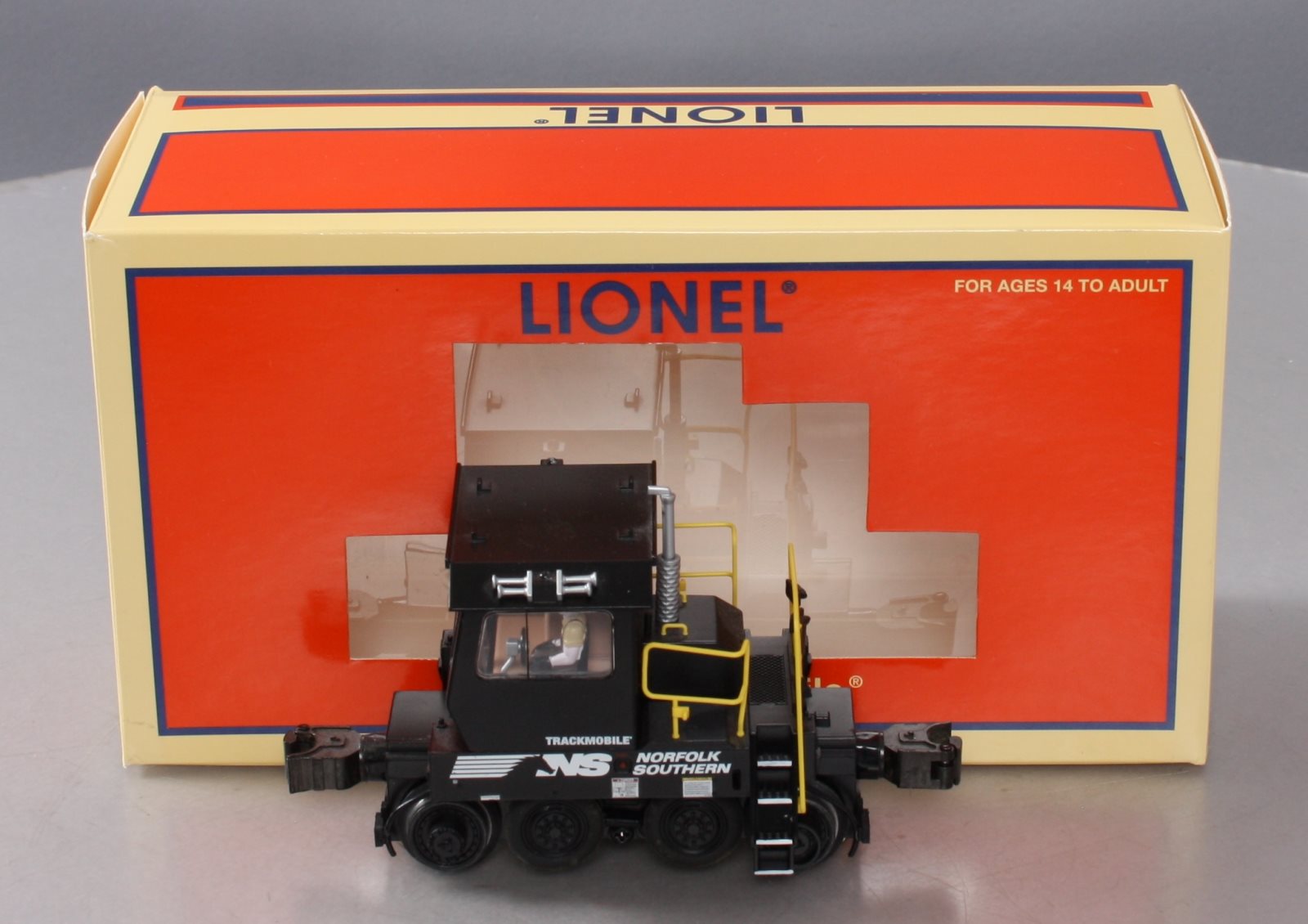 Lionel 6-38806 O Gauge Norfolk Southern Trackmobile – Trainz