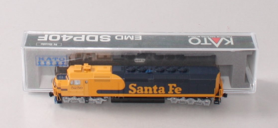 Kato 176-9211 N Santa Fe EMD SDP40F Type IVA Diesel Locomotive Standar ...