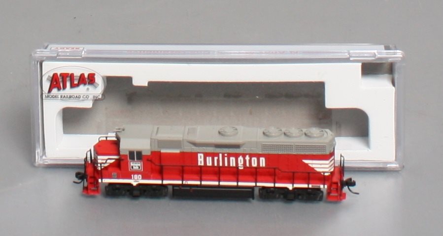 Atlas 40002773 N CBQ EMD GP40 Low Nose Diesel Locomotive Dynamic Brake ...
