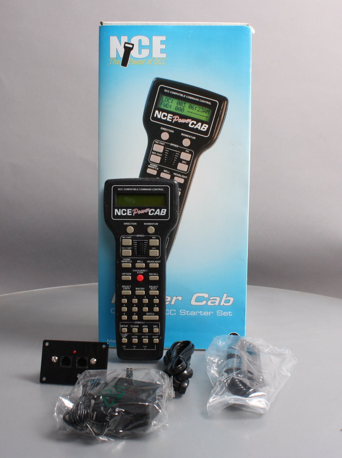 NCE Corporation 025 Power Cab Starter Set with 24 Watt 110/240V US Pow ...