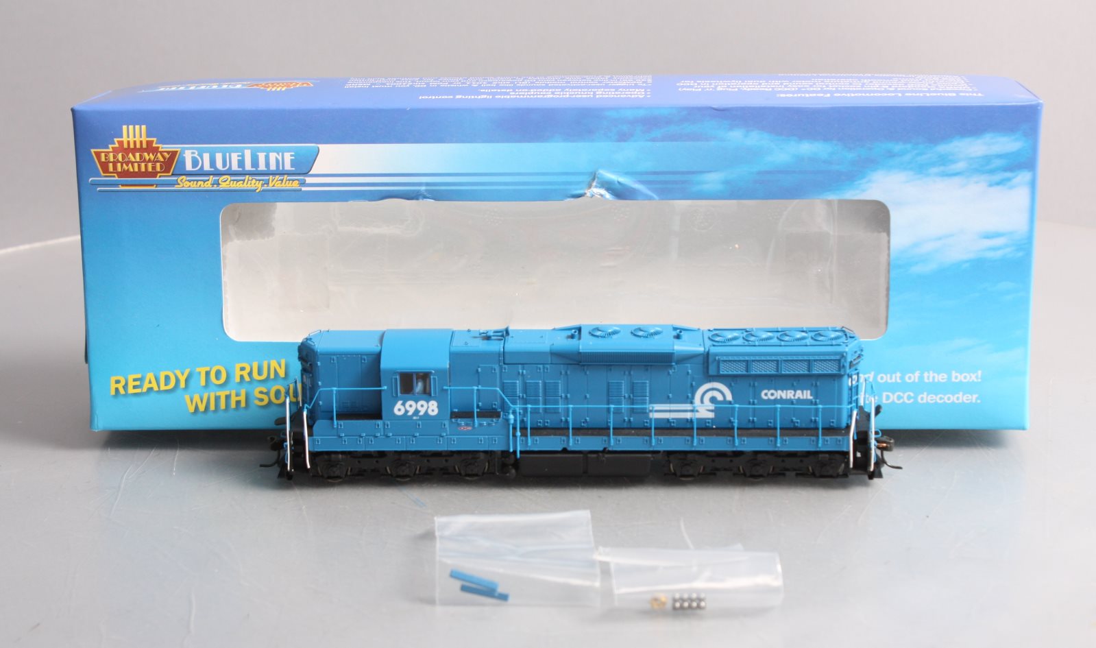 Broadway Limited 5296 HO Conrail EMD SD7 Diesel Locomotive #6998 with ...