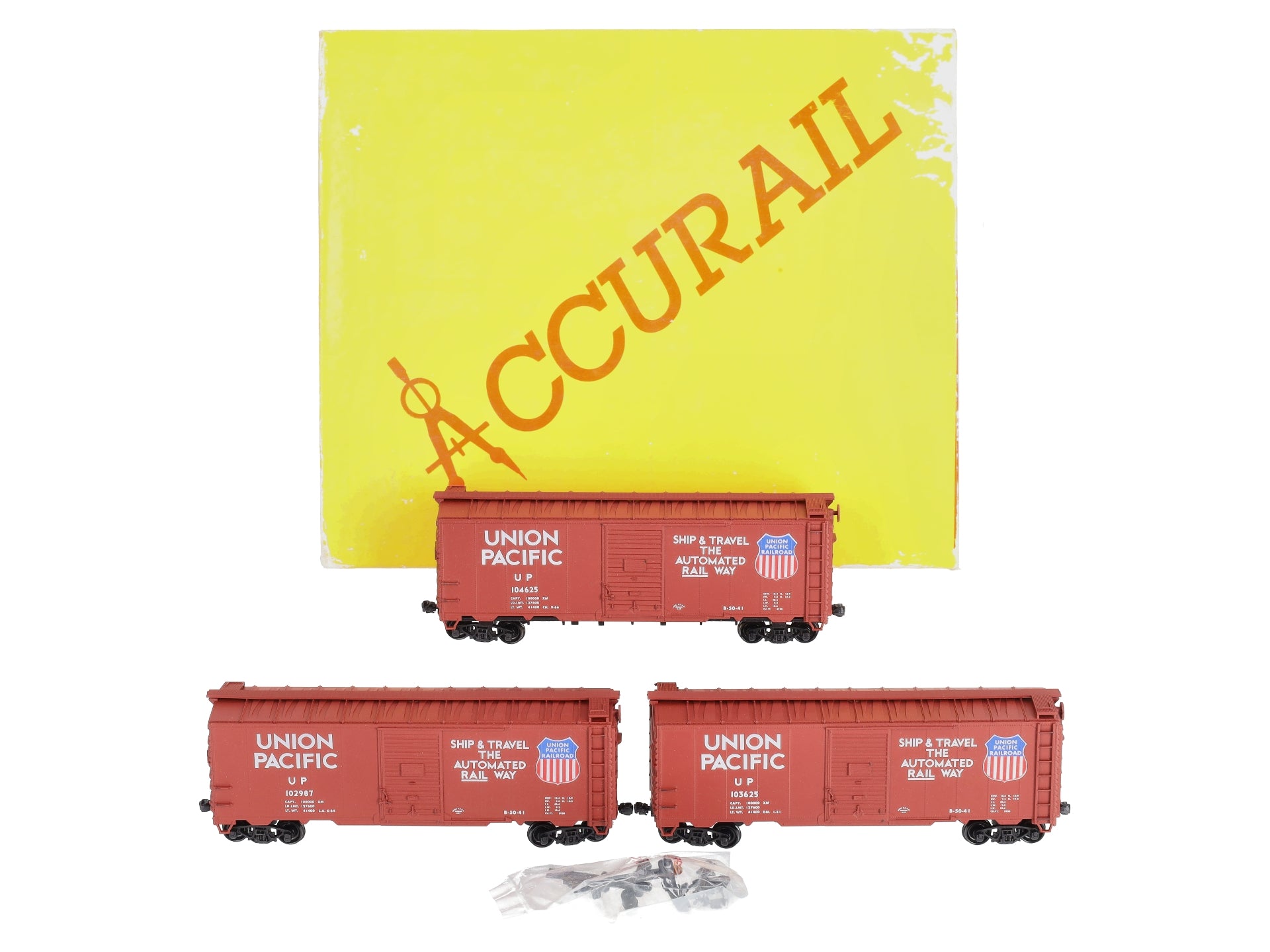 Accurail 3306 HO Scale Union Pacific Freight Car Set – Trainz