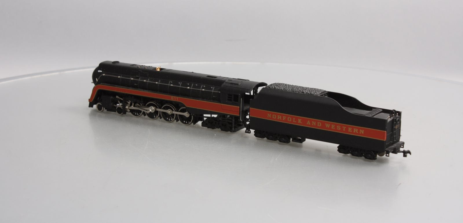 Bachmann 11316 HO Norfolk & Western 4-8-4 Locomotive Bachmann 11316 HO Norfolk & Western 4-8-4 Locomotive