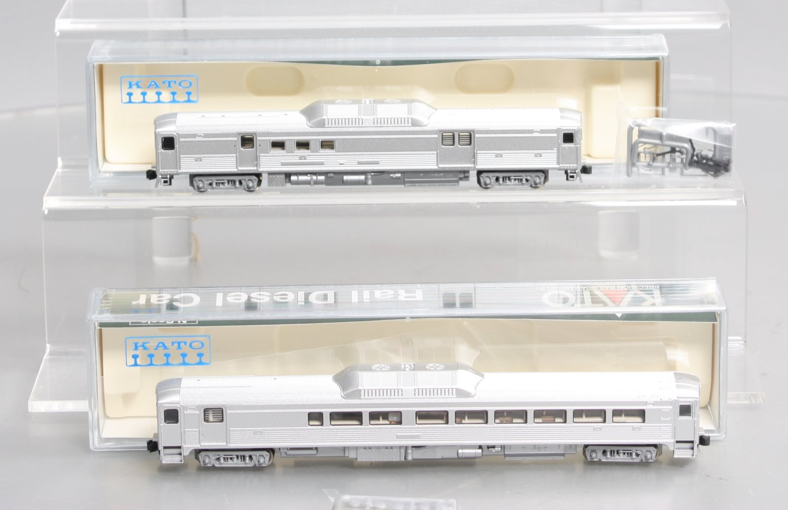 Kato 106-3008 Undecorated RDC2 & RDC4 – Trainz