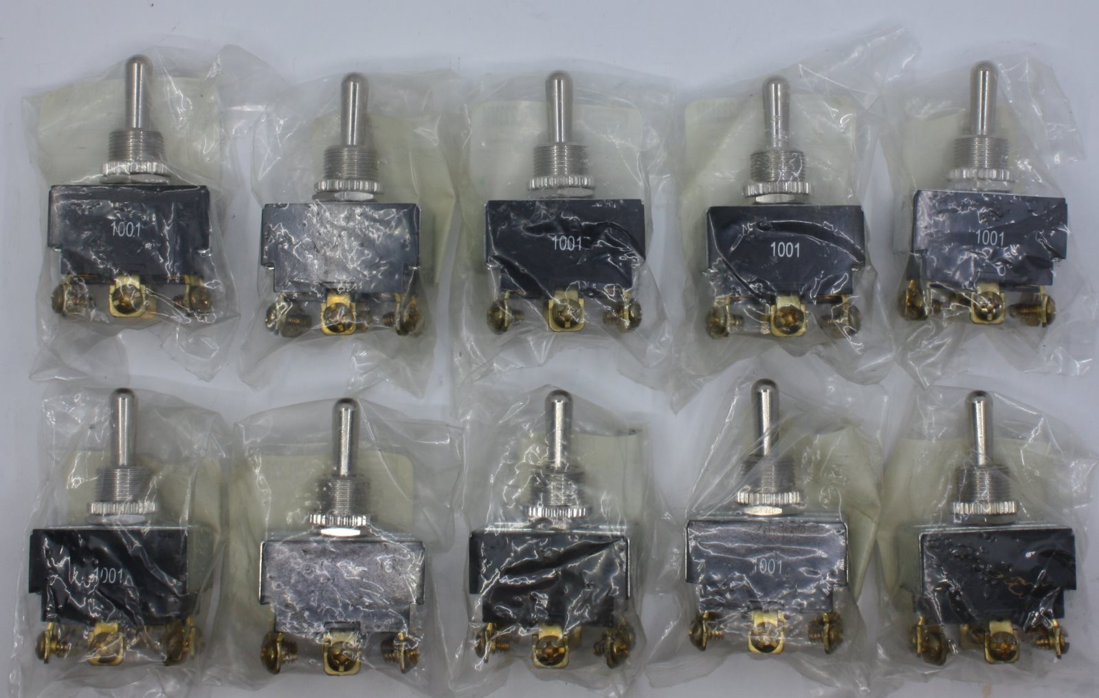 Hubbell HBL223MMX O Gauge Double Pull Double Throw Momentary Switch (B ...