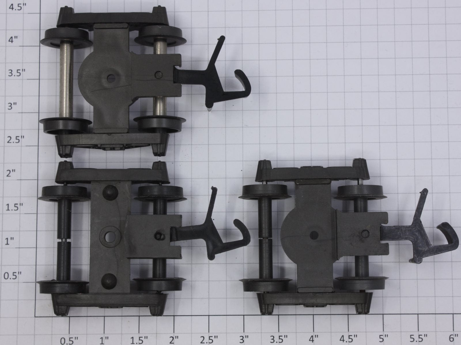 Acme 1204-1 Plastic Freight Car Non-Operating Coupler Truck (Bag of 3 ...