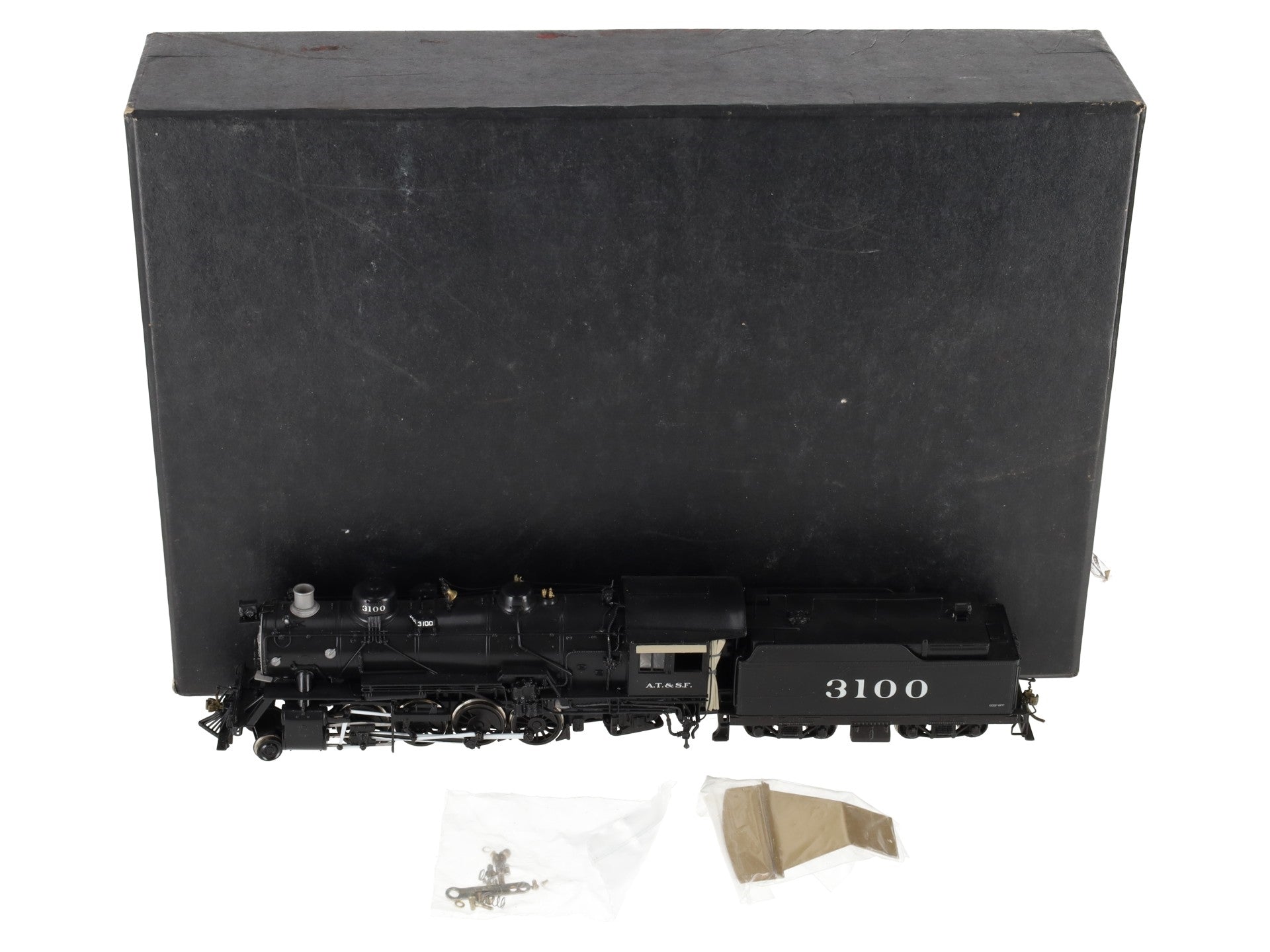 Hallmark Models HO BRASS ATSF 3100 2-8-2 Steam Locomotive & Tender -Pa ...