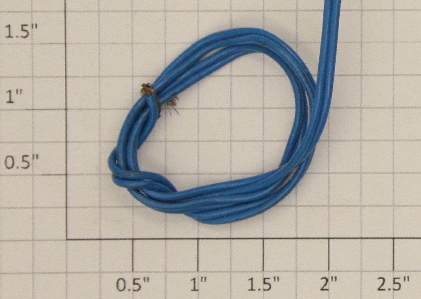 Acme 0625-6 #22 Gauge 2-Conductor Blue Wire Sold by the Foot – Trainz
