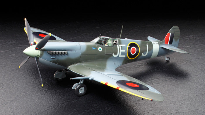 Tamiya 60320 1:32 Supermarine Spitfire Mk VIII Military Aircraft Plane ...