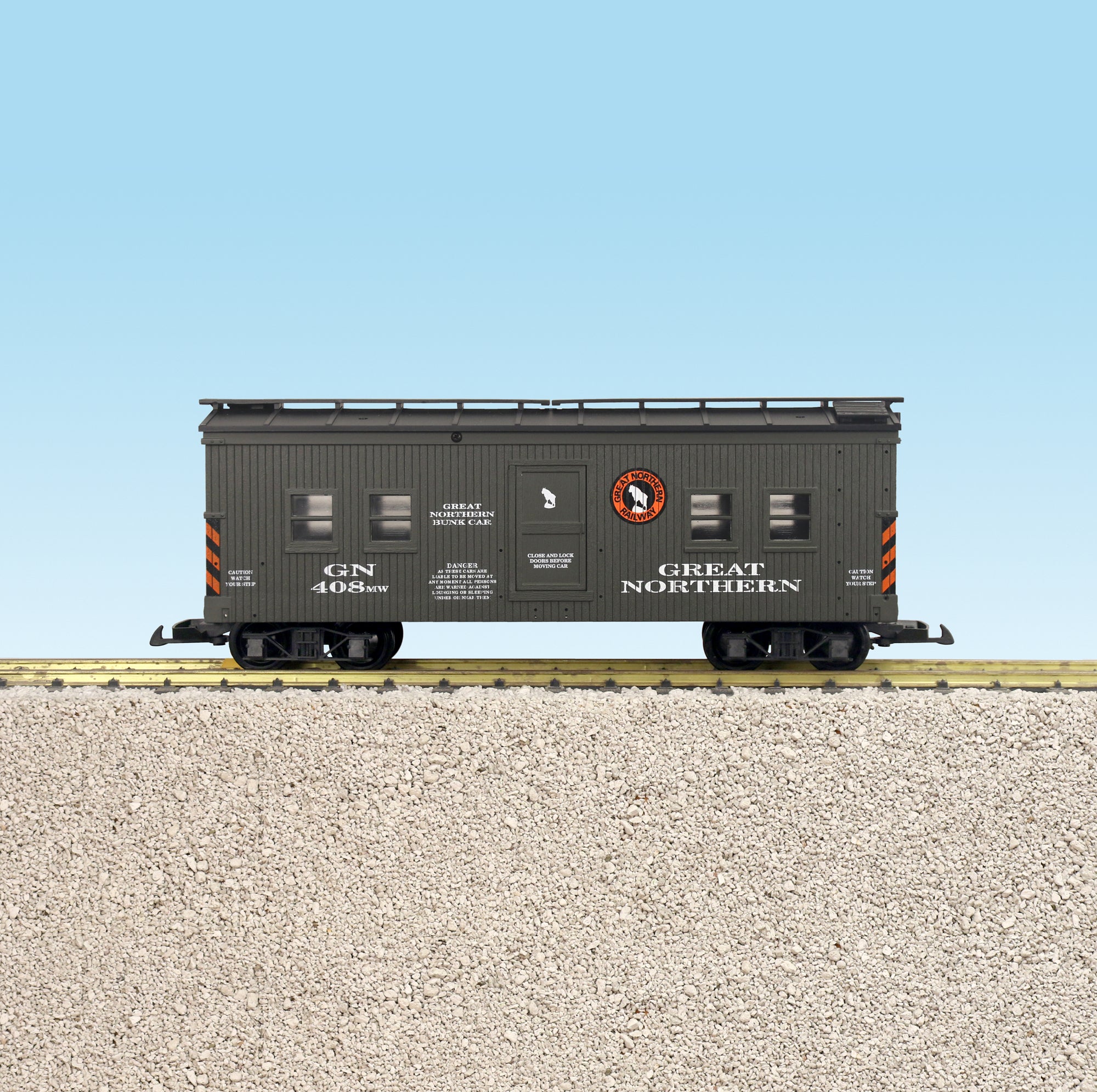USA Trains R18391 G Dark Green Great Northern Bunk Car #408 – Trainz