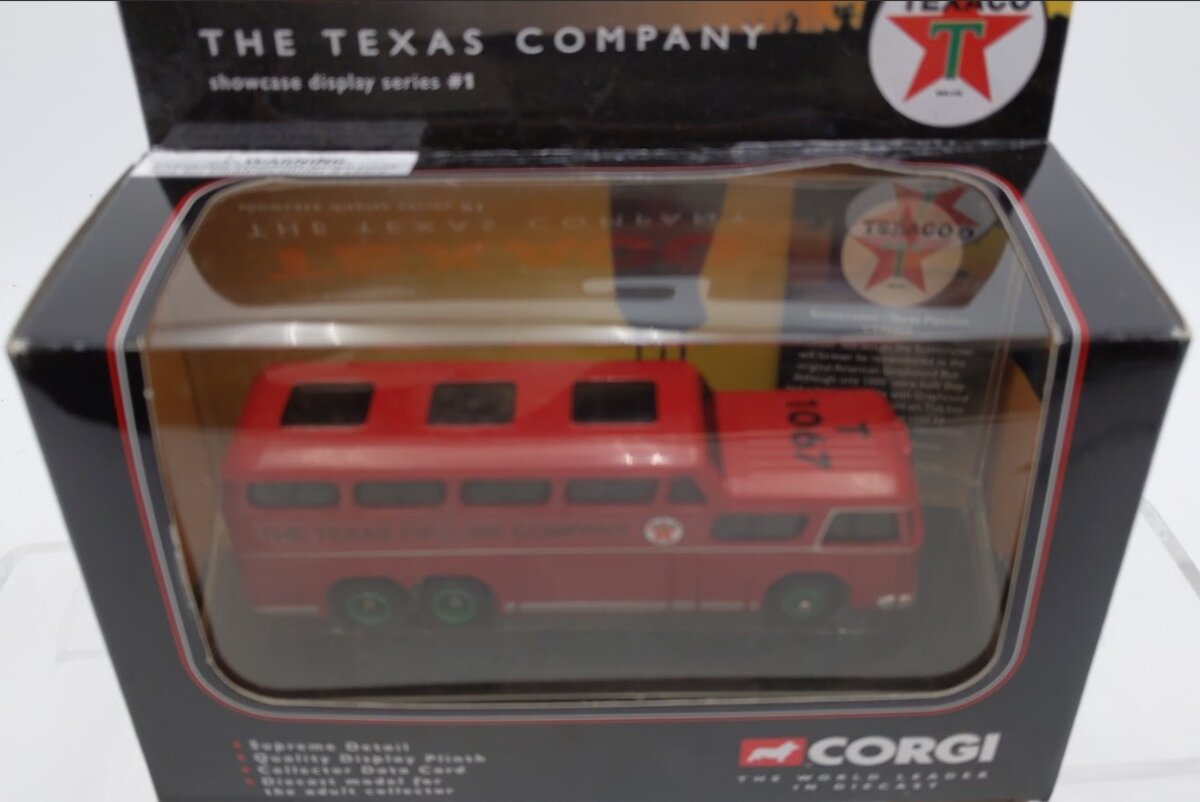 Corgi CS90005 Texaco Texas Pipeline Sceniccruiser Bus T1067 – Trainz