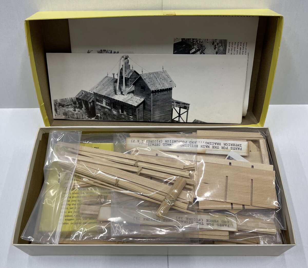 Fine Scale Miniatures 185 HO/HOn3 Scale Crocker Bros. Feed Mill Buildi ...