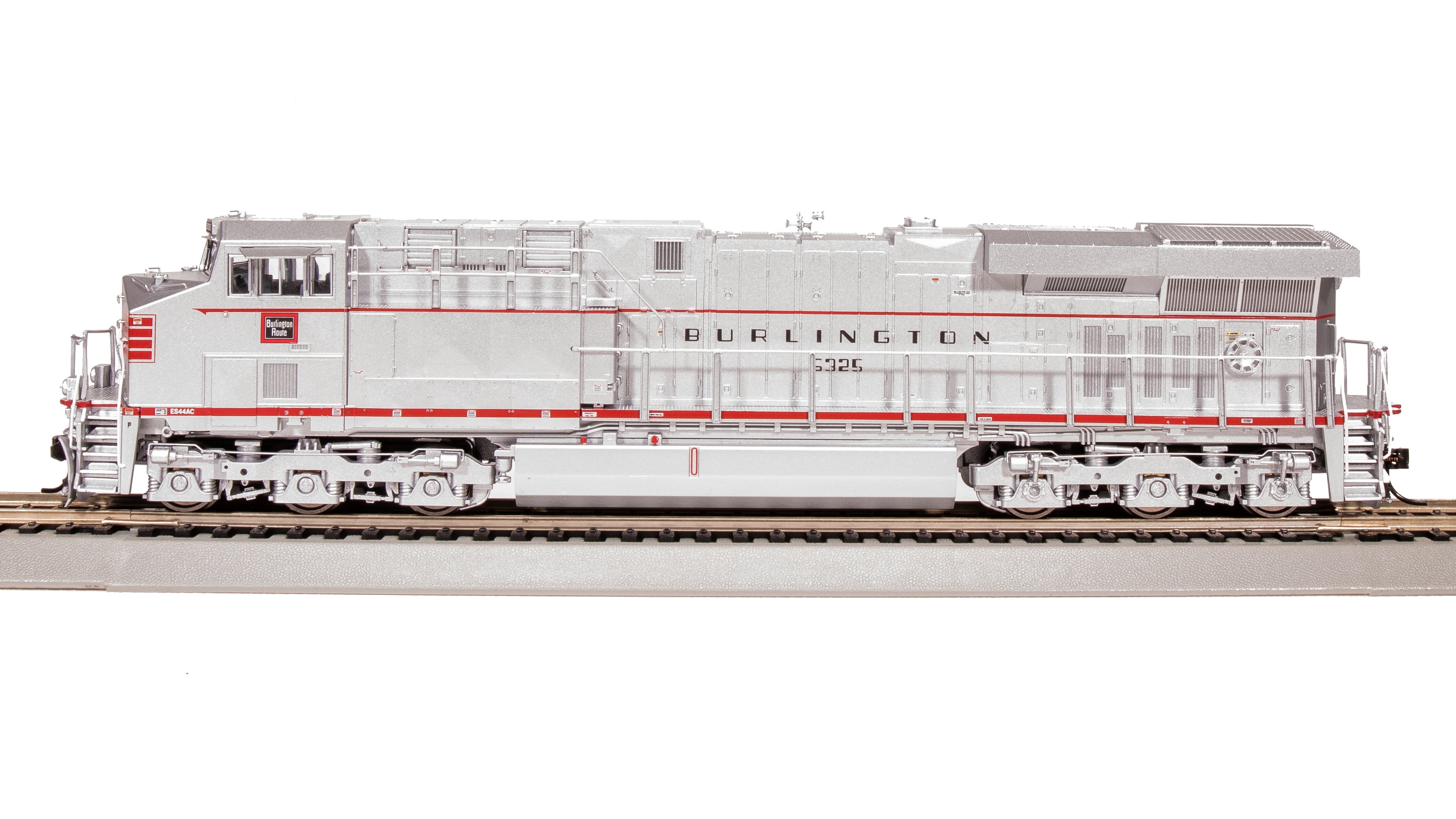 Broadway Limited 8565 HO CBQ GE ES44AC Diesel Locomotive #6325 – Trainz