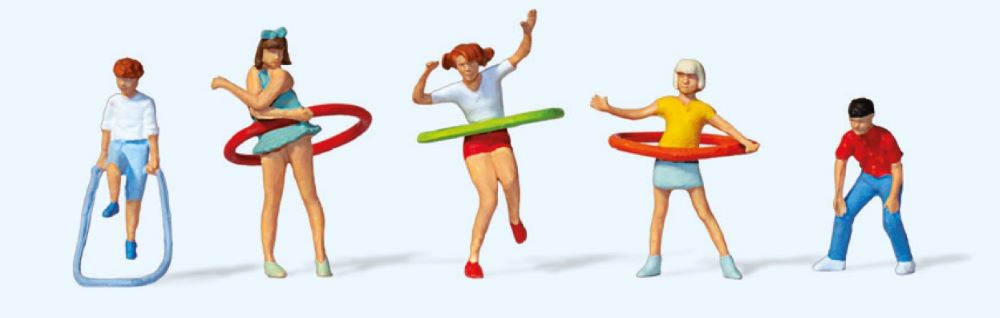 Preiser 10767 HO Children Playing w/Hula Hoops & Jump Rope (Set of 5 ...