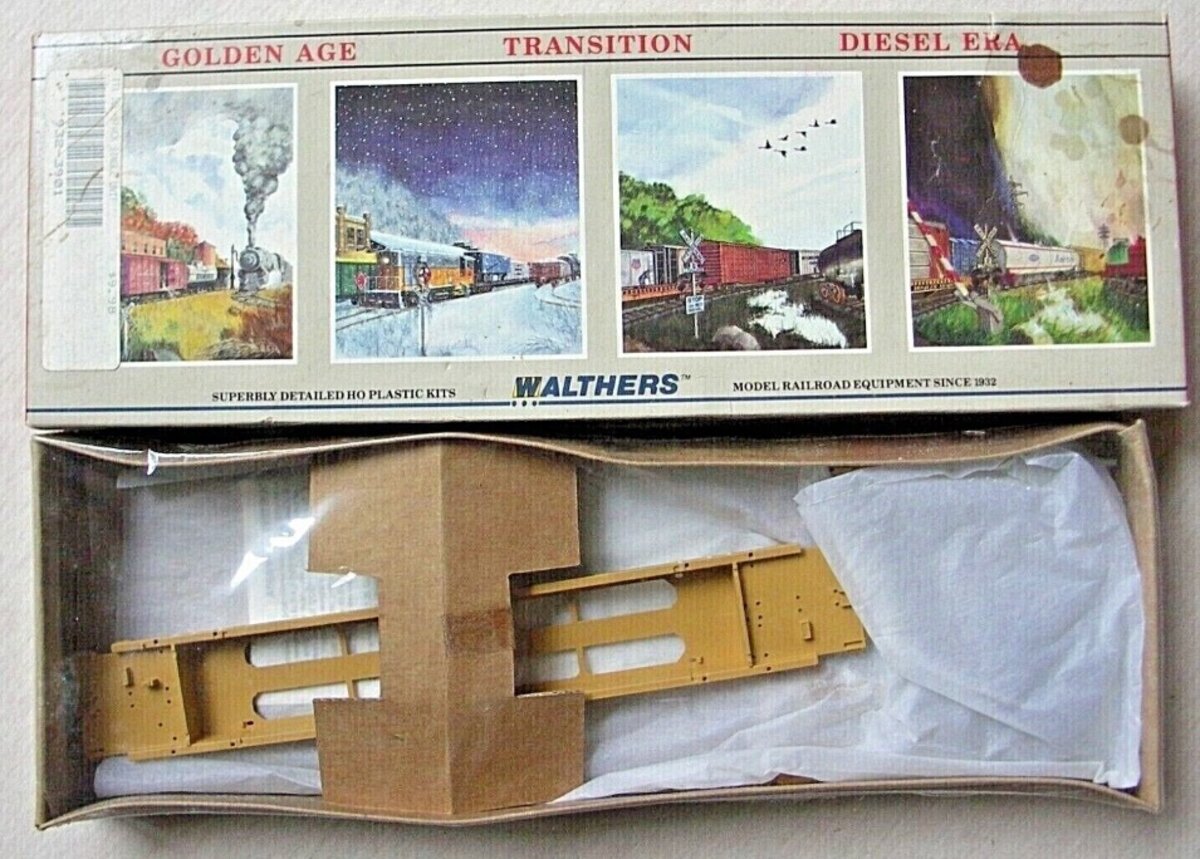 Walthers 932-3901 HO DTTX 70'' Thrall Single Unit Double Stack Car Kit ...