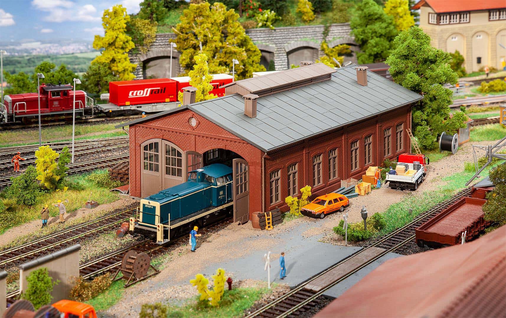 Faller 191819 HO Locomotive Shed with 2 Stalls Building Kit – Trainz
