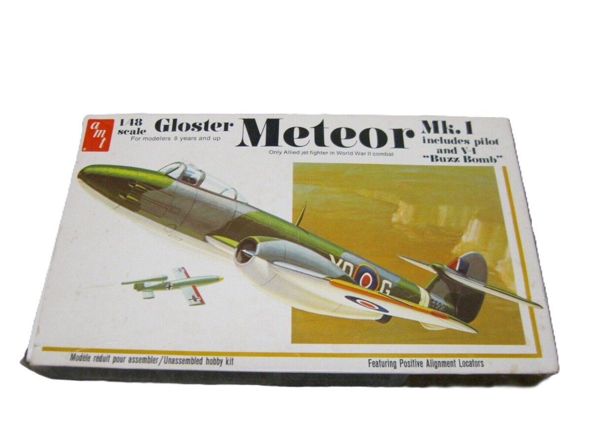 AMT T648 1:48 Gloster Meteor MK. 1 Jet Model Kit – Trainz