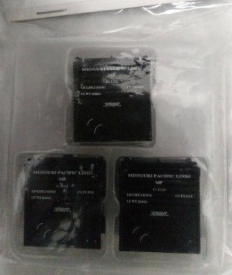 Walthers 933-2107 HO Missouri Pacific Bulk Container 3-Pack – Trainz