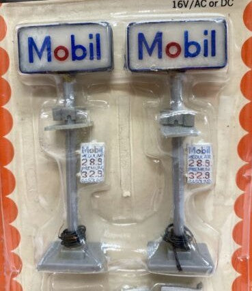 Life Like S202K HO Light-Ups Ready to Use Mobil Gas Lighted Signs (Set ...