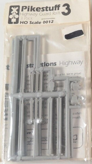 Pikestuff 0012 HO Scale Highway Guard Rails (3 Pack) – Trainz