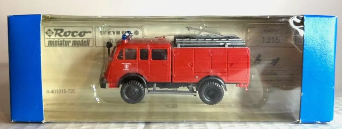 Roco 1315 HO Scale Red Steyr 680 TLF 2000 Fire Truck – Trainz