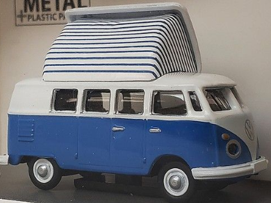 Schuco 452671100 1:87 Die Cast Blue & White VW T1c Camping Bus – Trainz