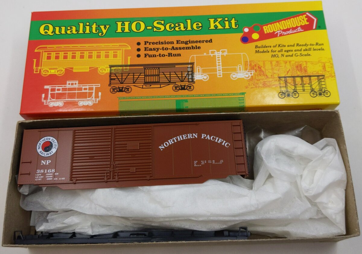 Roundhouse 10803 HO Northern Pacific 40' Double Door Boxcar # 38168 Ki ...
