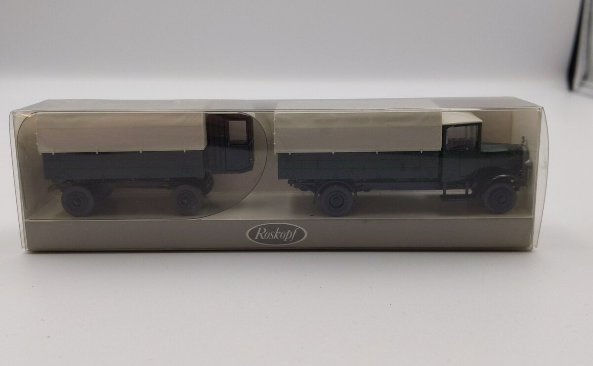 Roskopf 37601 1:87 1931 Old Timer Mercedes Truck with Trailer – Trainz