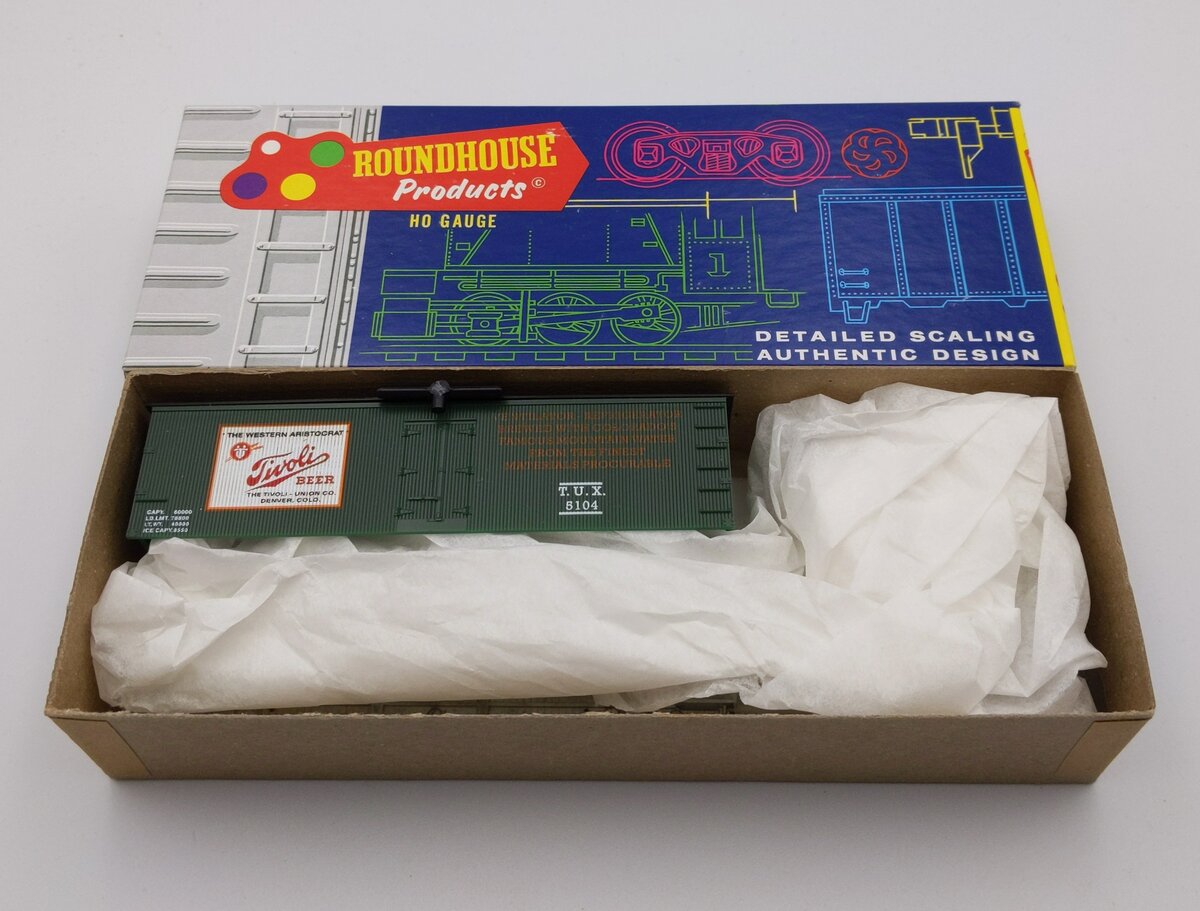 Roundhouse 3087 HO 36' Tivoli Beer Reefer Kit – Trainz