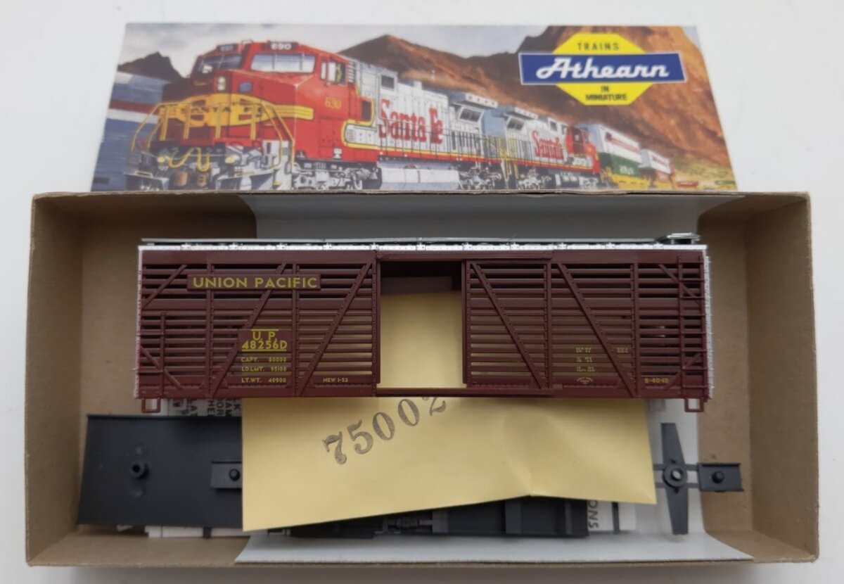 Athearn 1770 HO Scale Union Pacific 40' Stock Car # 48256D Kit – Trainz