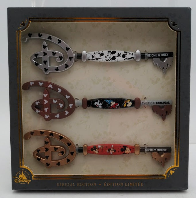 Disney 5883 Mickey Mouse Through the Years Special Edition Keys (Pack ...