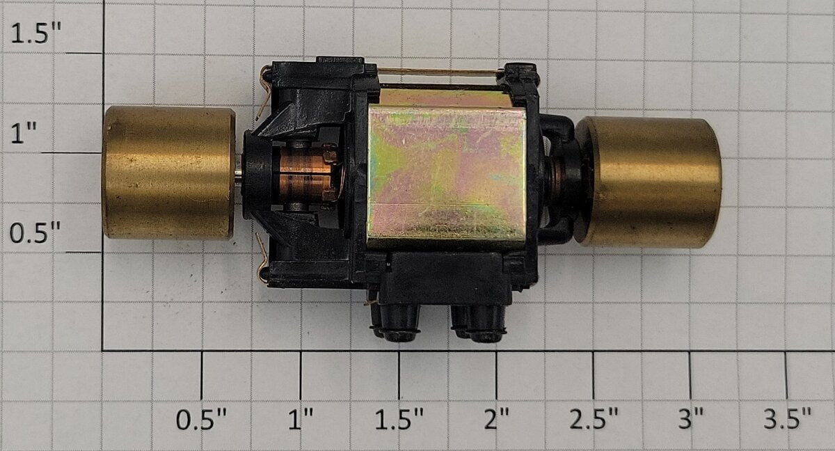 Athearn 70326 12 Volt RTR Replacement Motor with Hex Flywheels – Trainz