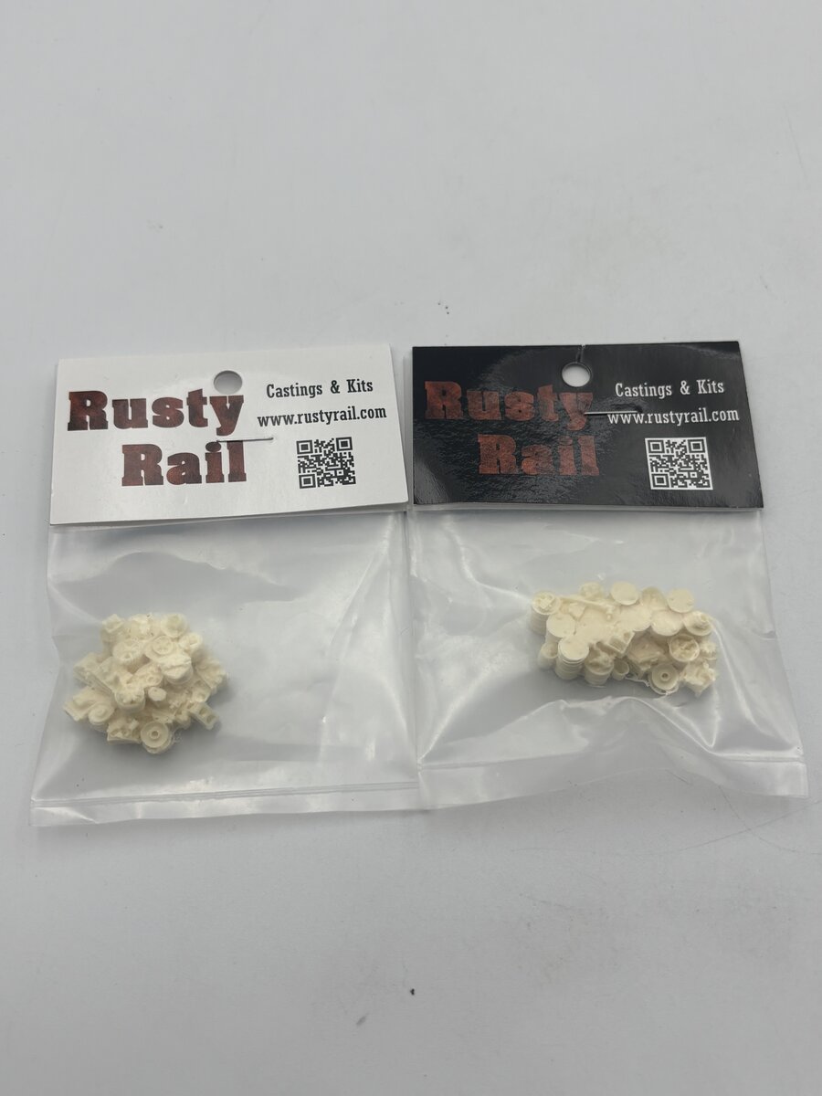 Rusty Rails HO Scale Small Junk Pile Castings Resin Kit – Trainz