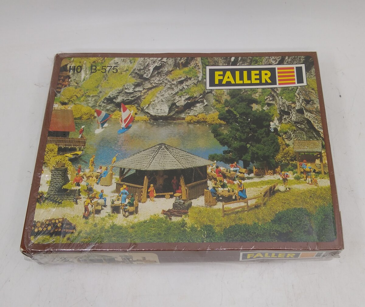 Faller B-575 HO Scale Barbeque Site Model Kit – Trainz