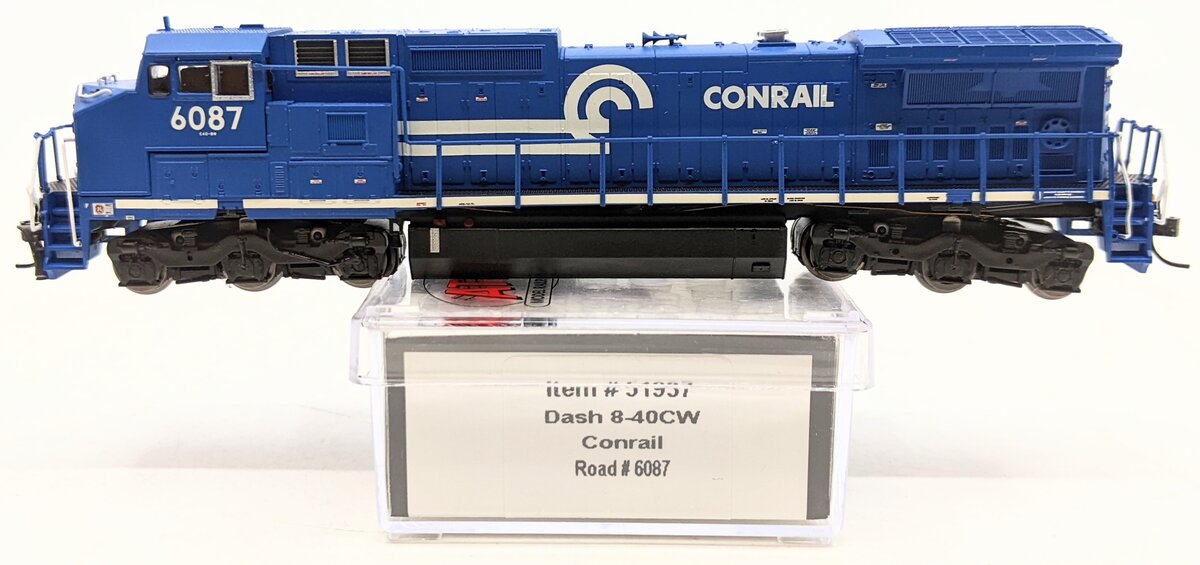 Atlas 51937 N Scale Conrail Dash 8-40CW Diesel Locomotive #6087 – Trainz