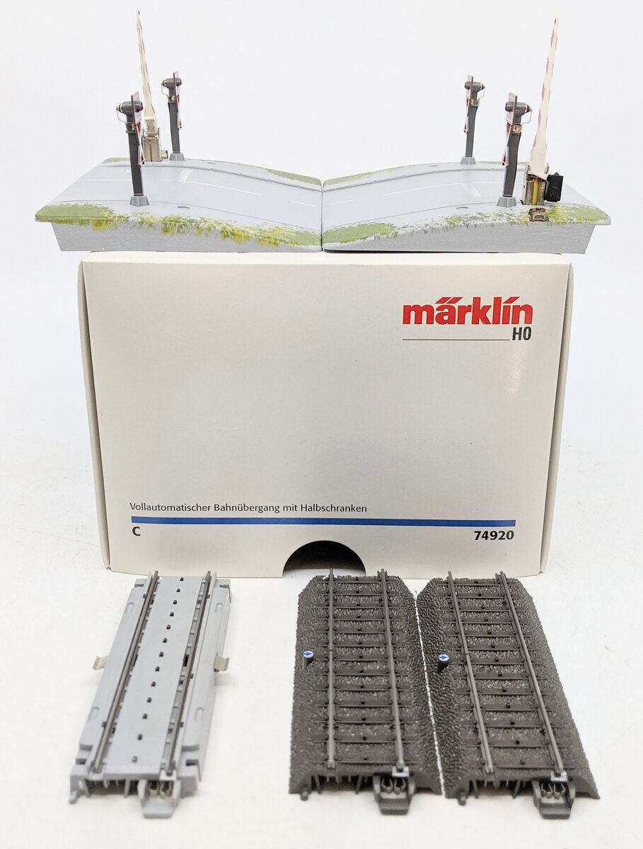 Marklin 74920 HO C Track Grade Crossing – Trainz
