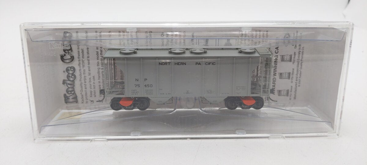 Kadee 8031 HO Northern Pacific PS-2 2-Bay Covered Hopper #75450 NIB ...
