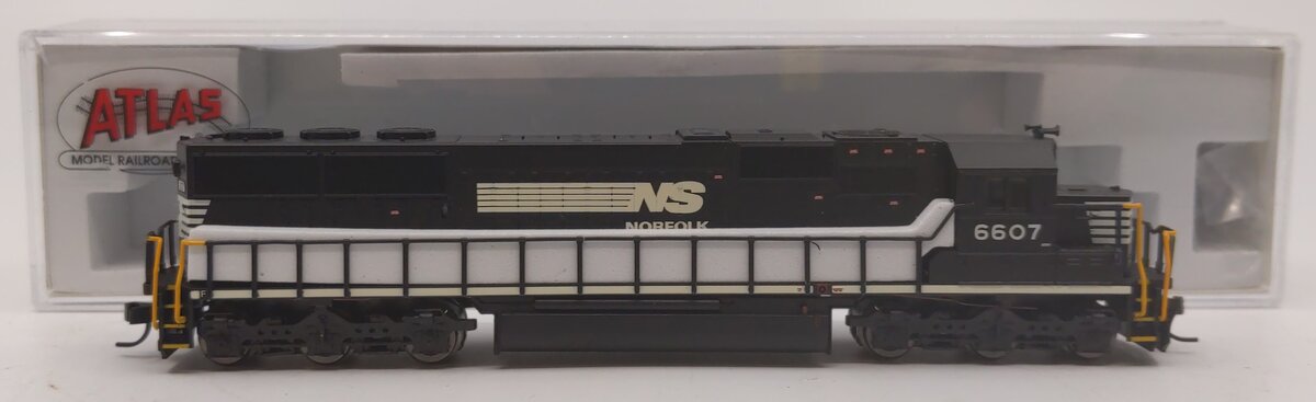 Atlas 49063 N Scale Norfolk Southern SD60 Diesel Locomotive #6607 – Trainz