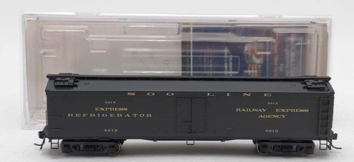 Broadway Limited 1842 HO Soo Line 53'6" Wood Express Reefer #4212 – Trainz