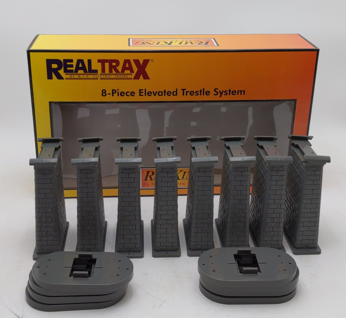 MTH 40-1136 O RealTrax Elevated Trestle System (Set of 8) – Trainz