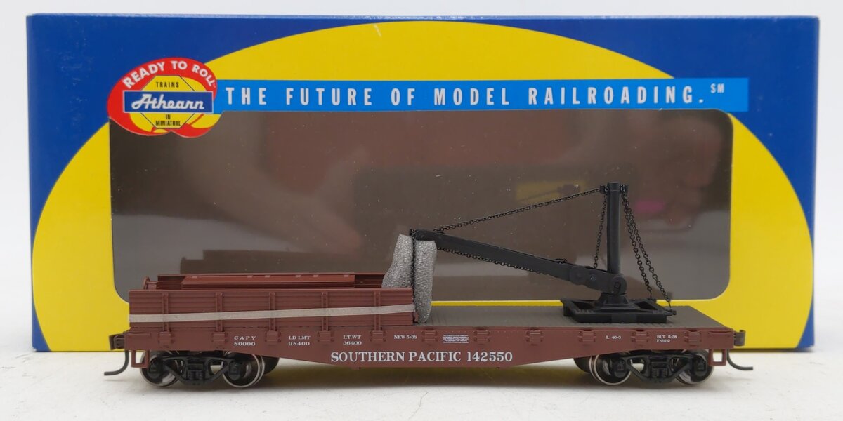 Athearn 86035 HO Southern Pacific RTR 40' Derrick Flat Car #142550 – Trainz
