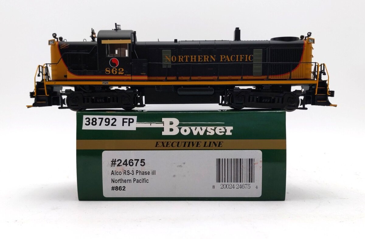Bowser 24675 HO Scale Northern Pacific Alco RS-3 Phase 3 Diesel Locomo ...