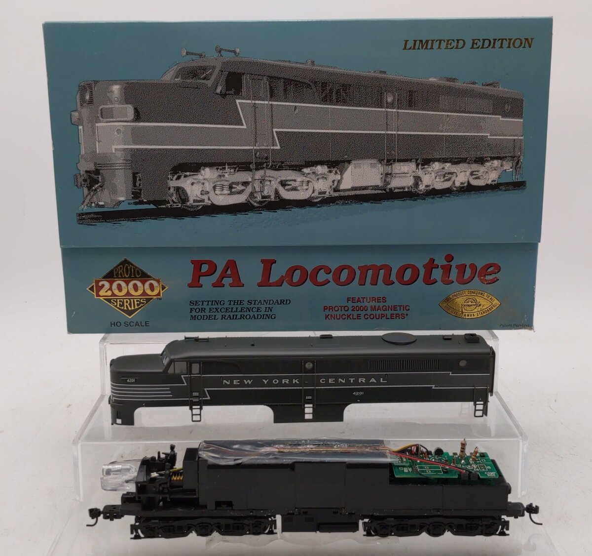 Proto 2000 21618 HO Scale New York Central PA Diesel Locomotive #4201 ...